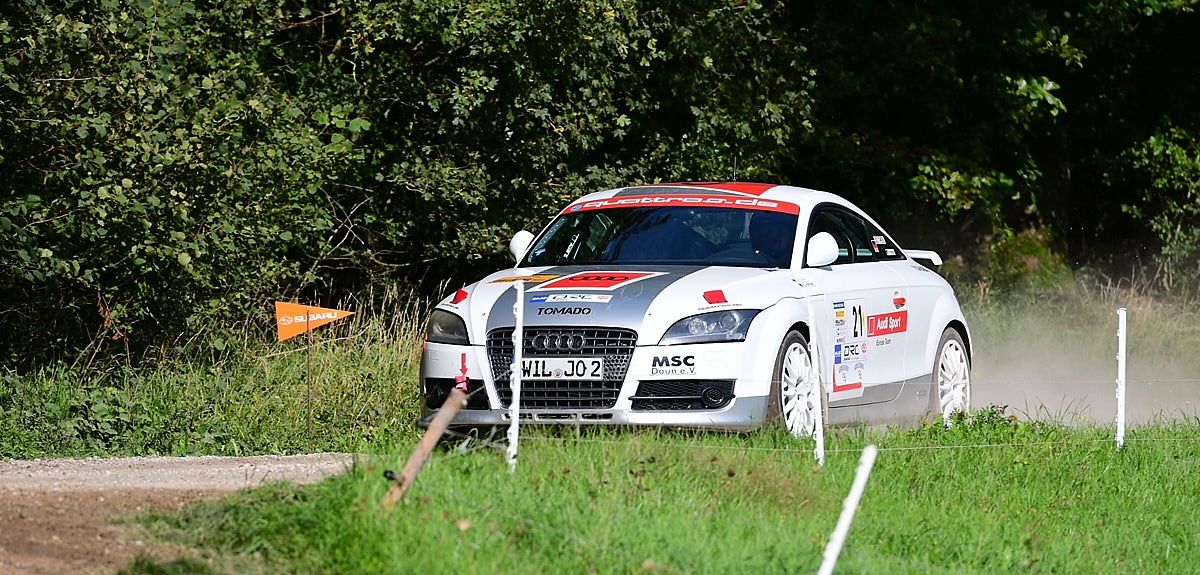 Team Jo Theis/Katharina Hampe bei der Rallye Oberehe - Motorsport-Club Daun